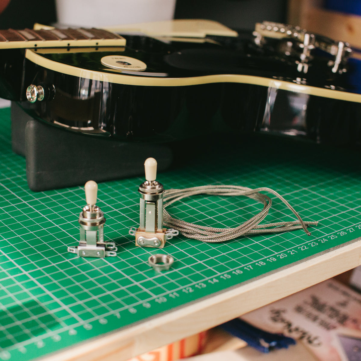 How to guide - Making your own Les Paul 3 way toggle switch harness wi ...